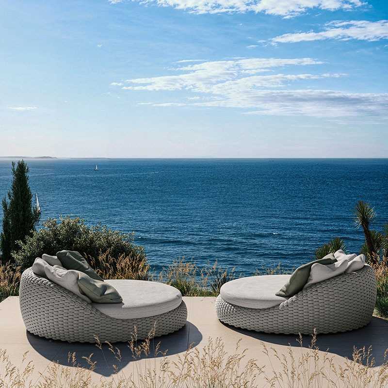 Manutti Gartenmöbel | KOBO Daybed