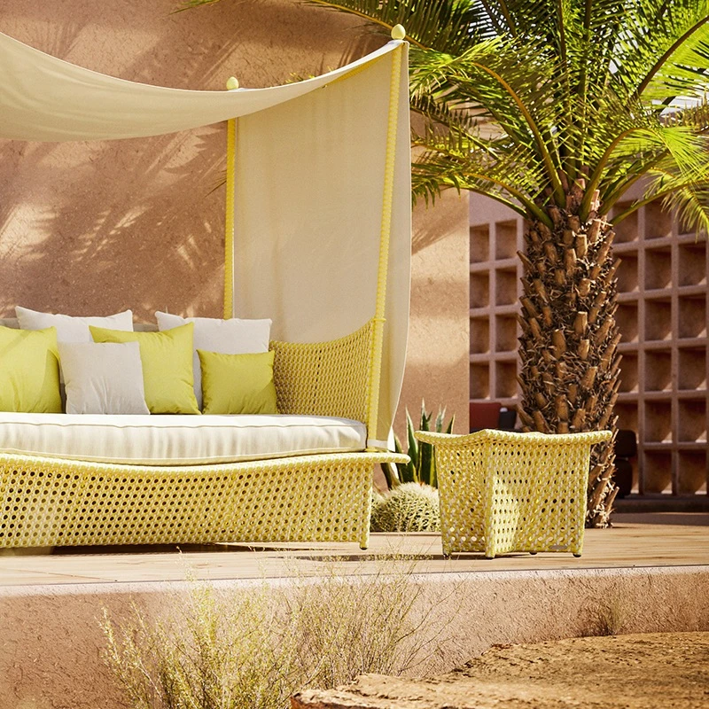 DEDON | DAYDREAM | Side table
